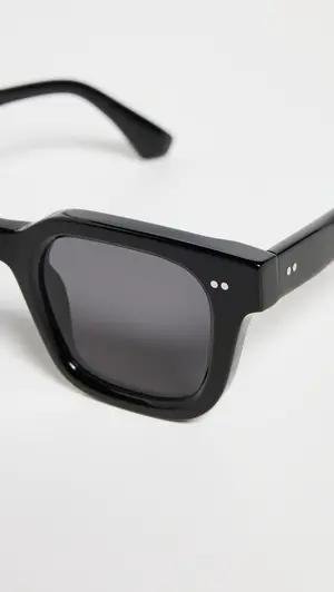 Chimi 04 Sunglasses - Black