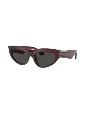 Burberry Checkered Cat-eye Sunglasses - Red