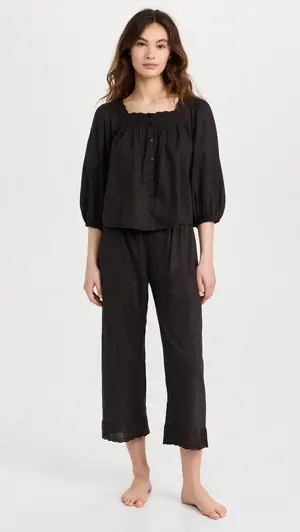 The Great. The Eyelet Button Sleep Top - Black