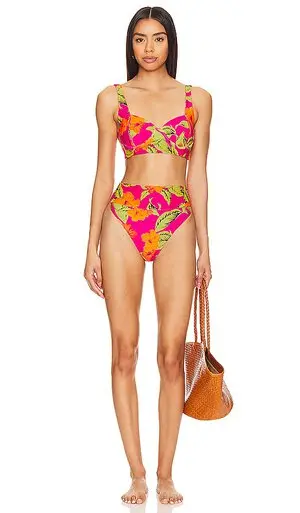 Beach Riot Paulina Bikini Top In Pink