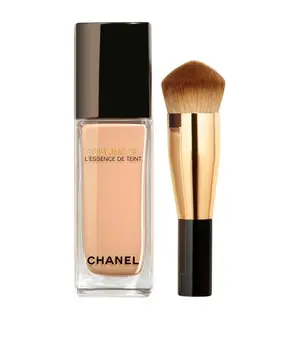 Chanel Sublimage L'essence De Teint Ultimate Radiance-generating Serum Foundation - Neutral