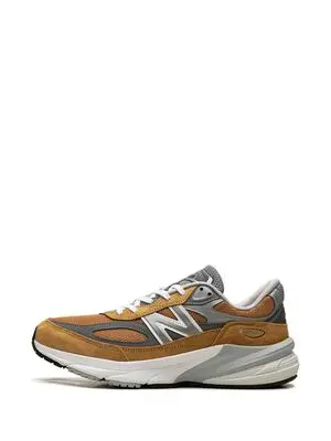 NEW BALANCE 990 Sneakers - Brown