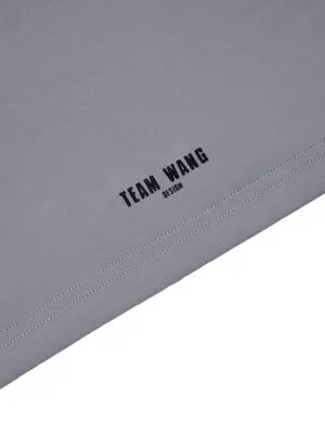TEAM WANG DESIGN X Chuang Asia Logo-print Cropped T-shirt