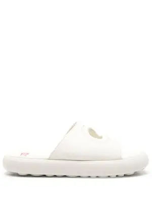 Camper Pelotas Flota Slides