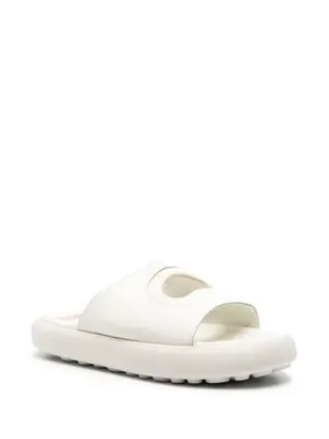 Camper Pelotas Flota Slides