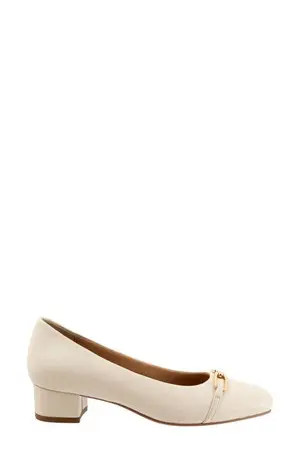 Trotters Dakota Pump - Ivory