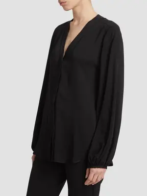 SAKS FIFTH AVENUE Cruise V-neck Blosue
