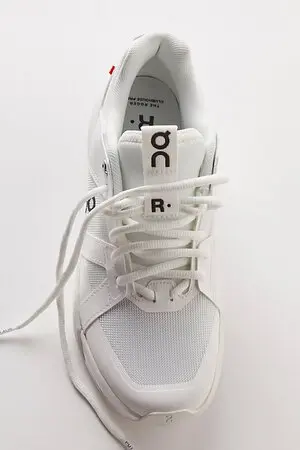 On On The Roger Clubhouse Pro Sneakers Undyed/ice