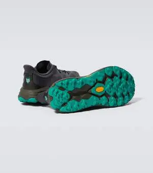 Hoka One One Speedgoat 5 Sneakers