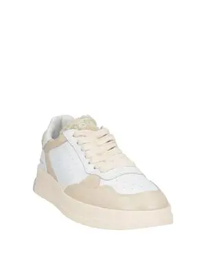 GHOUD VENICE Leather Low-top Sneakers - White
