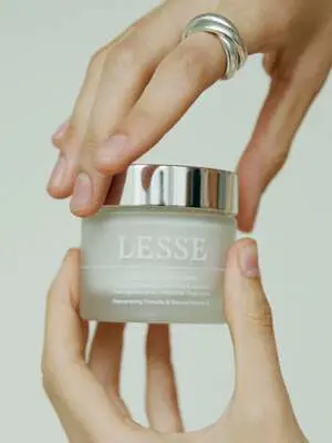 LESSE Essential Moisturizer