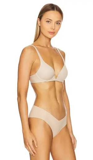 Natori Verge Convertible Plunge Bra In Neutral