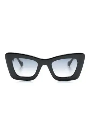 Gucci Butterfly-frame Sunglasses - Black