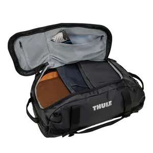 Thule Chasm 40l Duffel Bag - Black