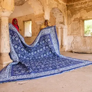 CQC LA Zuma Quilt With Two Shams - Multi
