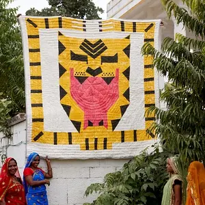 CQC LA Tiger Quilt With Two Shams - Multi