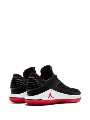 JORDAN Air 32 Low-top Sneakers - Black