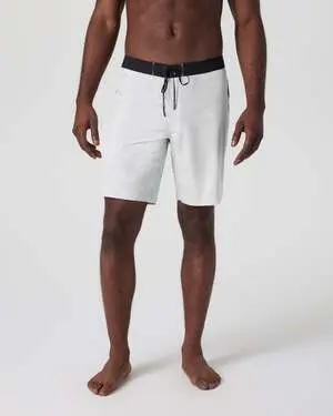 Vuori Vuori Knox Boardshorts Frost Grey Wrinkle