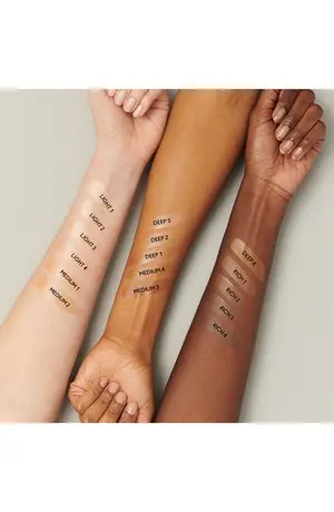 MAC COSMETICS Strobe Dewy Skin Tint - Medium 2