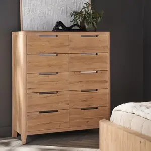 UNIVERSAL Walker Drawer Chest