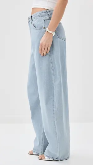 Lioness Horseshoe Jeans - Washed Blue