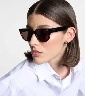 Gucci Interlocking G Cat-eye Sunglasses