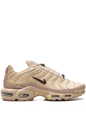 Nike Air Max Plus Sneakers