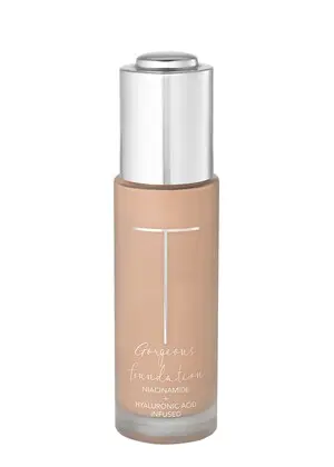 Trish Mcevoy Gorgeous Foundation 3