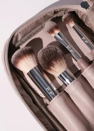 ET AL. Limited Brush Set