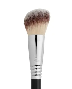 SIGMA BEAUTY F43 Ft Angled Cheek Brush - No Color