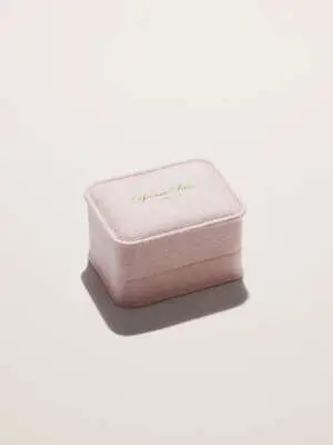 Yvonne Léon 9-karat Diamond Heart Signet Ring - Gold
