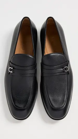 FERRAGAMO Desio Leather Loafers - Nero