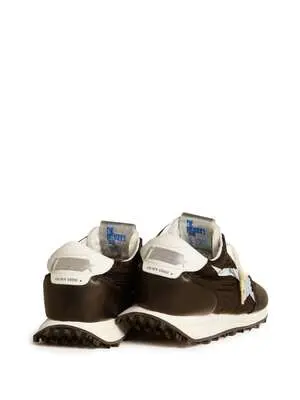 GOLDEN GOOSE Star Leather Sneakers - Black