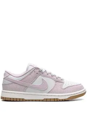 Nike Dunk Low Sneakers - Pink