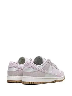 Nike Dunk Low Sneakers - Pink