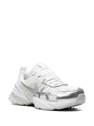 Nike V2k Run Low-top Sneakers - White