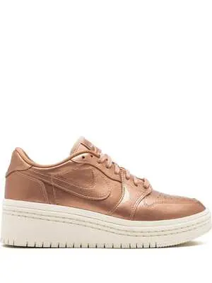 JORDAN Air 1 Re Low Liftd Sneakers - Pink