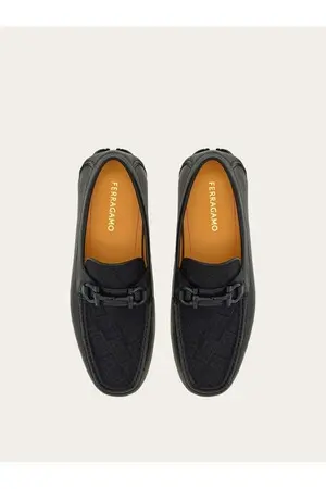 FERRAGAMO Driver With Gancini Ornament - Black