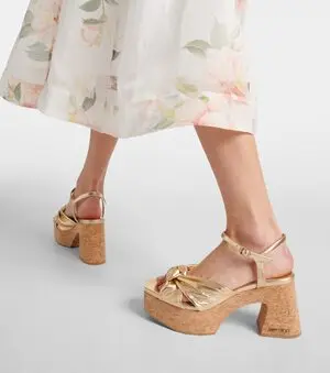 JIMMY CHOO Heloise 95 Metallic Leather Wedge Sandals - Gold