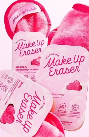 THE ORIGINAL MAKEUP ERASER Makeup Eraser® Mini Pro