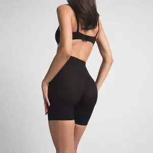 SKIMS Seamless Sculpt Butt Lifting Short - Onyx
