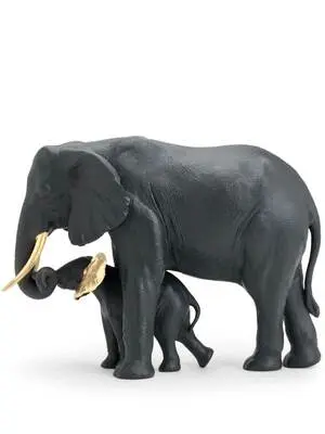 LLADRO Leading The Way Matte Porcelain Sculpture - Black