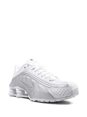 Nike Shox R4 Sneakers - White