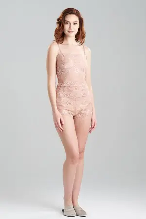 Natori Imagine Allover Lace Cami - Red