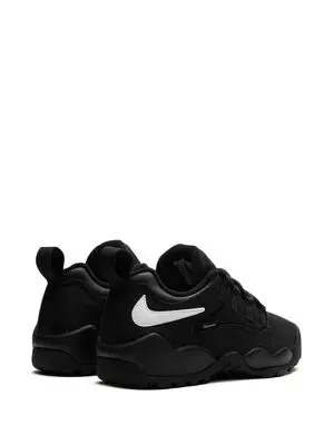 Nike X Supreme Sb Darwin Low Sneakers