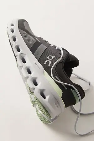 On Cloudrunner 2 Sneakers