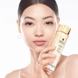 GUERLAIN Abeille Royale Double Clarify & Repair Essence - One-color