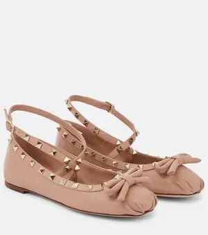 Valentino Garavani Rockstud Leather Ballet Flats - Beige