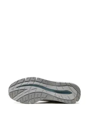 NEW BALANCE Made Inv2 Sneakers - Grey