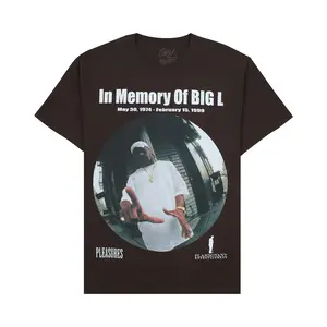 PLEASURES In Memorty T-shirt
